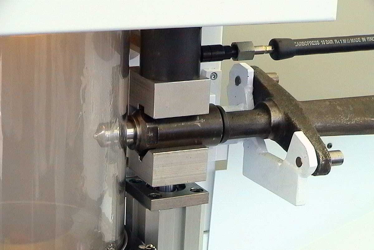 Testing mechnical conventional injectors | Diesel Injection Tools and ...